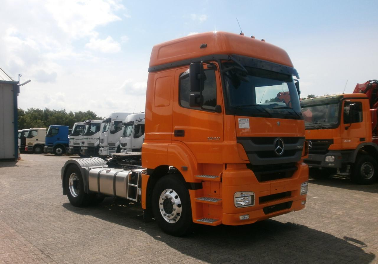 Обзор двухосного седельного тягача Mercedes-Benz Axor 1843