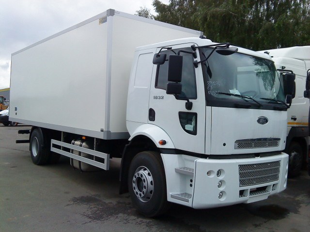 Обзор двухосного шасси Ford Cargo 1832 LR
