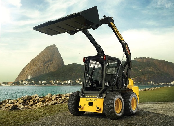 Обзор мини-погрузчика New Holland L218